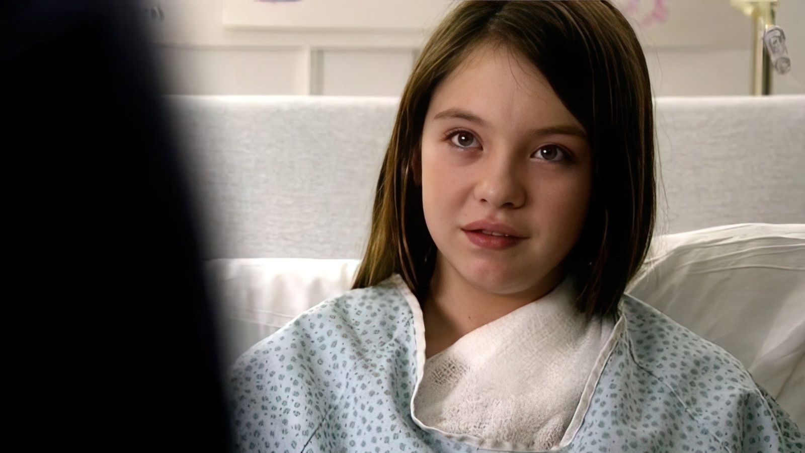Sydney Sweeney biography, boyfriend, engagement, age, height 2026 ...