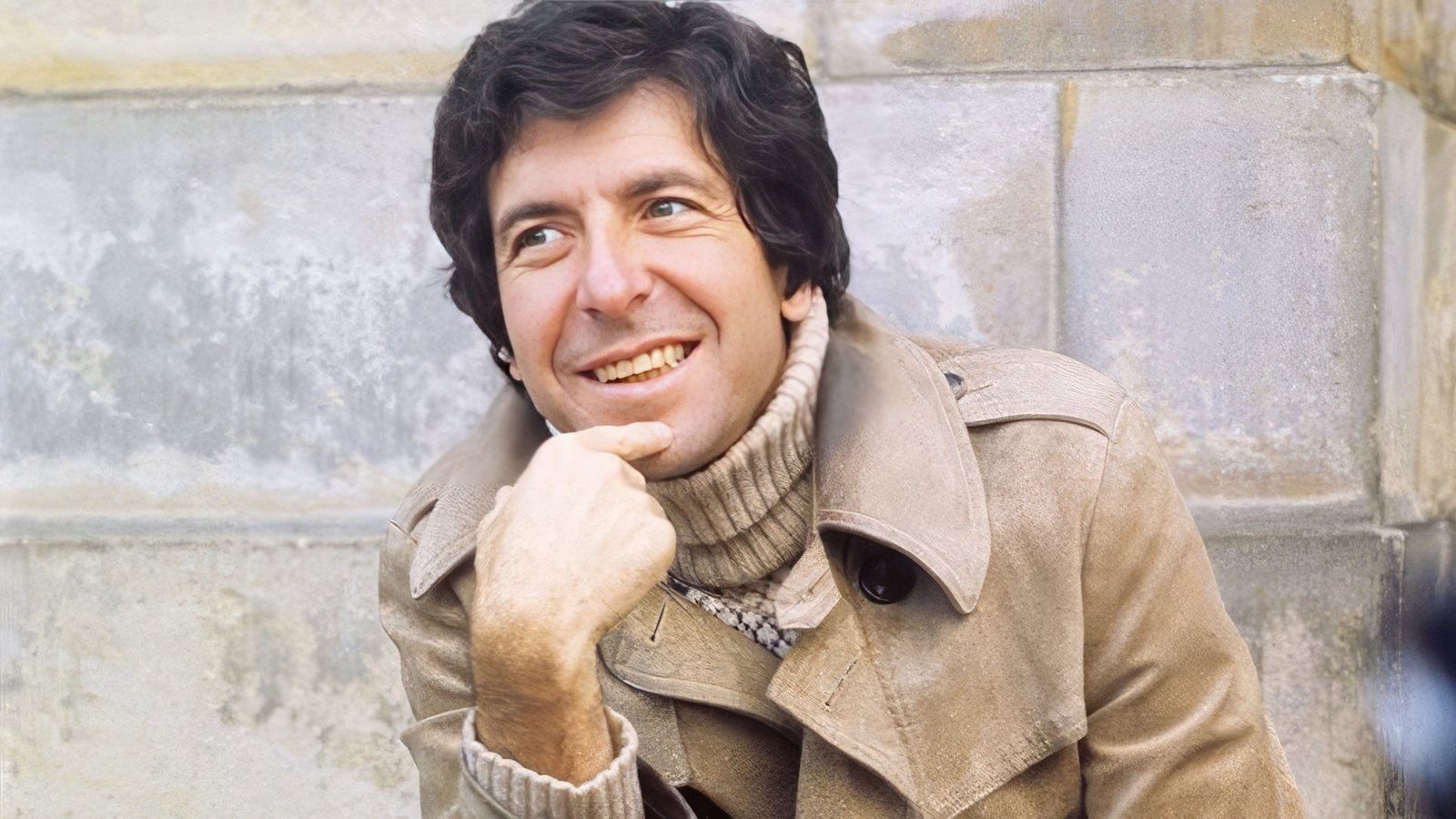 Leonard Cohen biography, age and cause of death, family members | Zoomboola