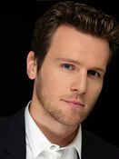 Jonathan Groff biography, partner, net worth, age, height, husband 2025 ...