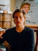 Dylan Sprouse biography, twin, girlfriend, net worth, age, height 2022 ...