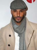 Ricky Whittle biography, girlfriend, height, parents, ethnicity, height ...