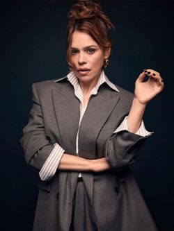 Billie Piper biography, photos, personal life, family and children ...