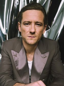 Lewis Pullman biography, photos, personal life, height, age 2025 ...
